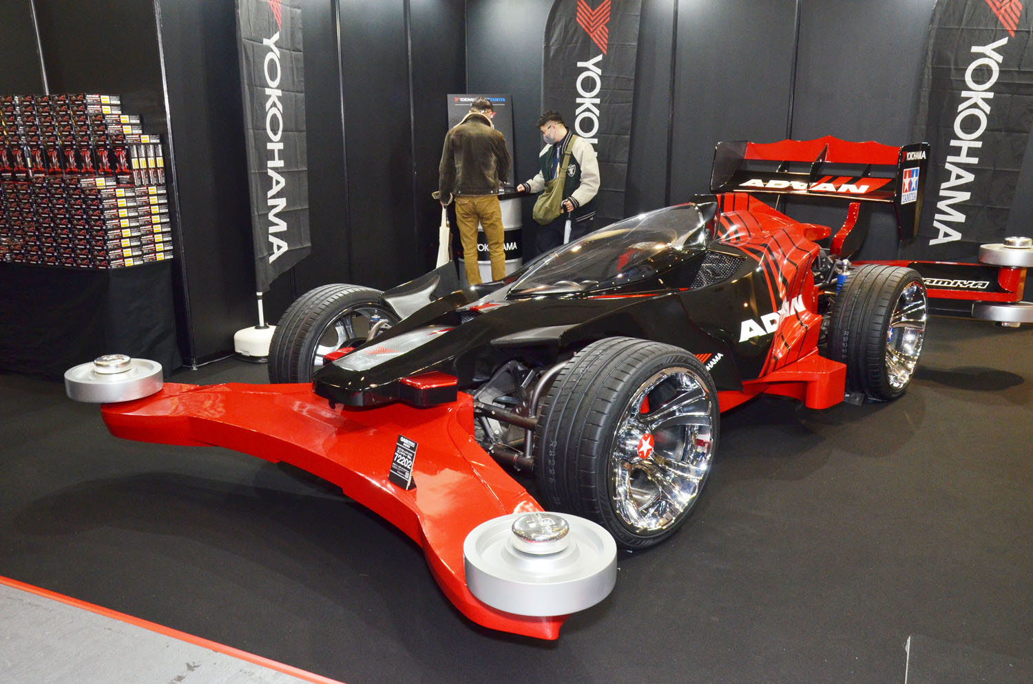 Full-Size Tamiya “MINI 4WD” With Air-Cooled Flat Four Engine And ...