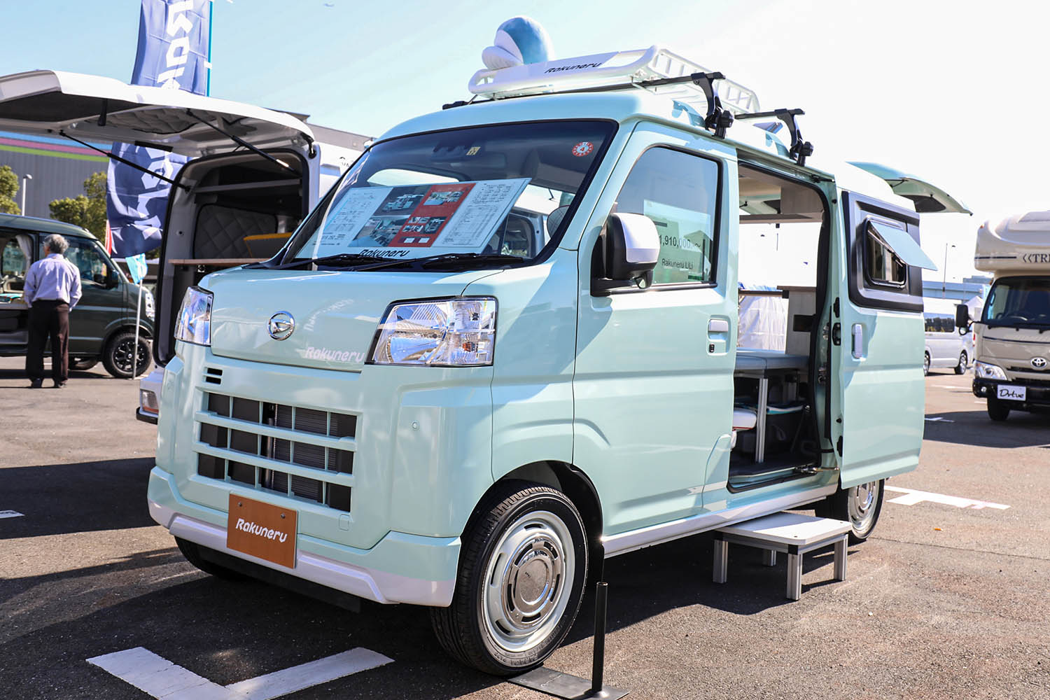 Daihatsu’s Kei-car Hijet Cargo Is Now A Super Compact Camper | AUTO ...